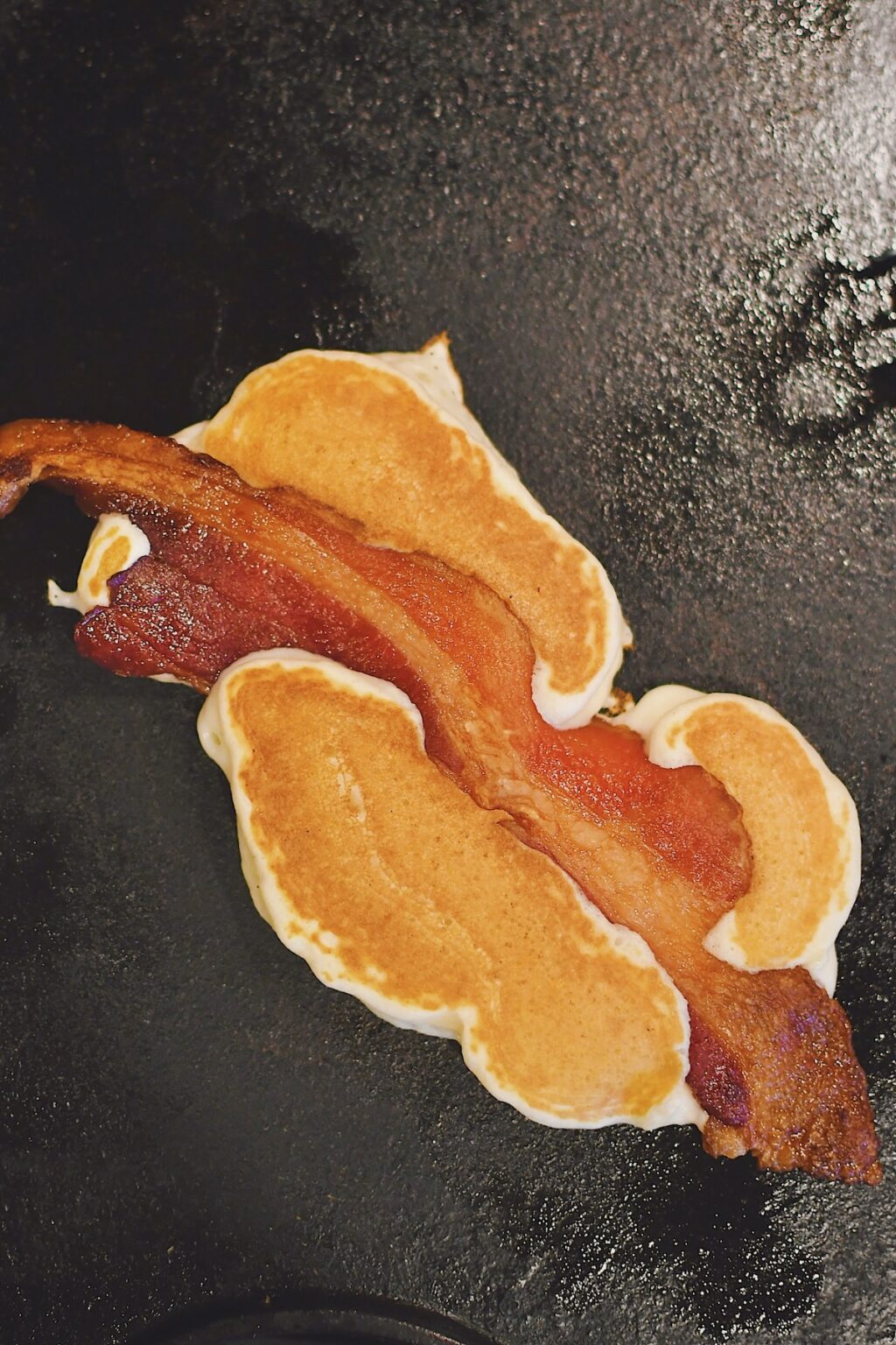 Bacon Pancakes - Pancakes Make People Happy